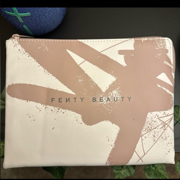Fenty Beauty | Accessories | Fenty Beauty Makeup Bag | Poshmark